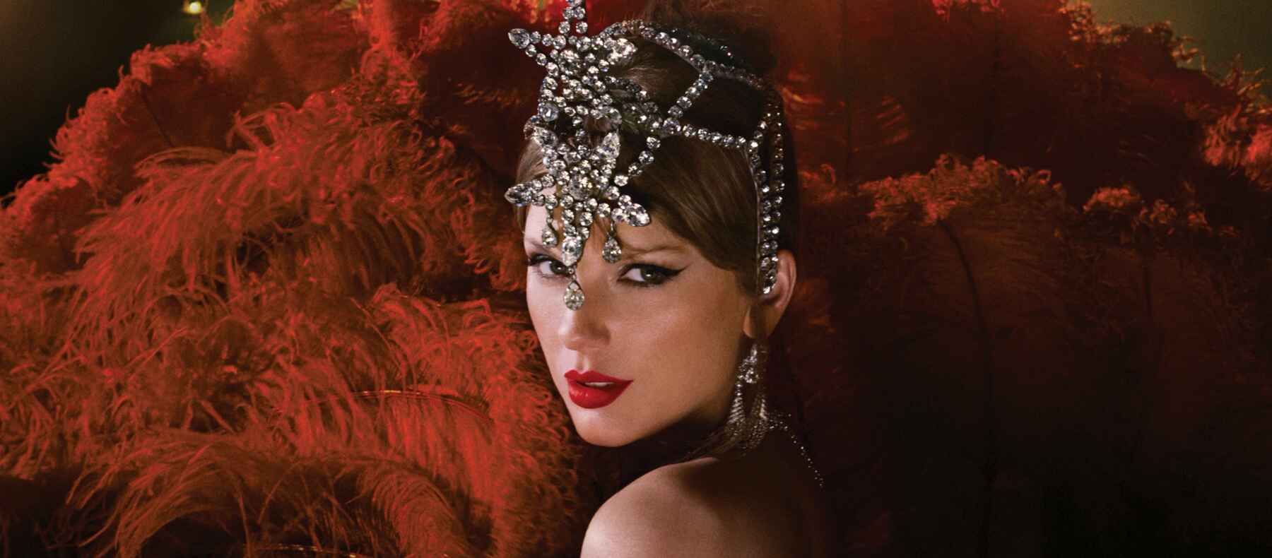 Beluga Kino : Taylor Swift The Official Release Party of a Showgirl